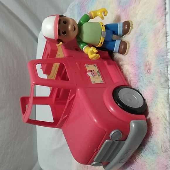 Mattel | Toys | Sale Handy Manny 2 In Transforming Tool Truck Work ...